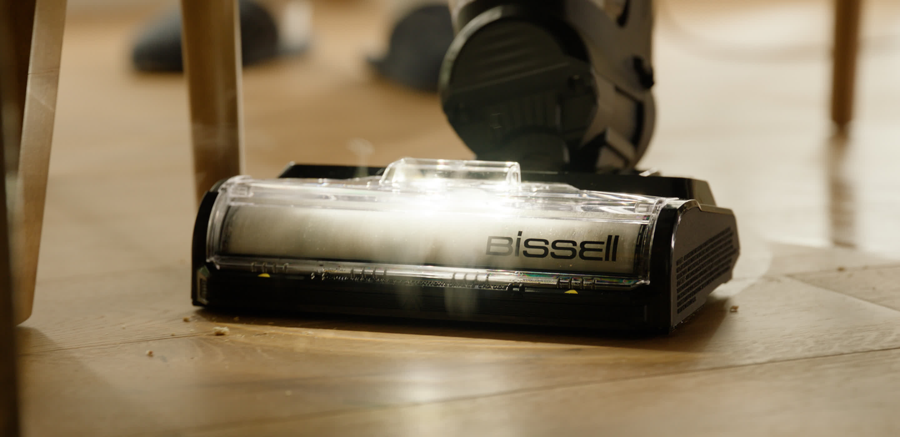 DeepClean Deluxe™ Upright Carpet Cleaner Offers | BISSELL®
